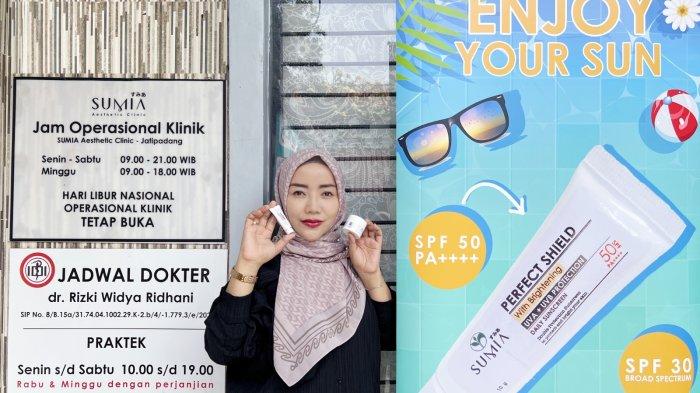Hadapi Badai Panas, Herlina Sucipto Bagi-bagi Sunscreen SUMIA Gratis di Bundaran Gajah ...