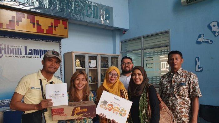 Sambangi Tribun Lampung, Indofood Kenalkan Indomie Rasa Baru Chitato ...