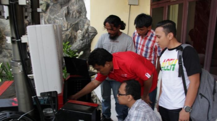 Telkomsel Optimalisasi Jaringan di Danau Toba - Tribunlampung.co.id