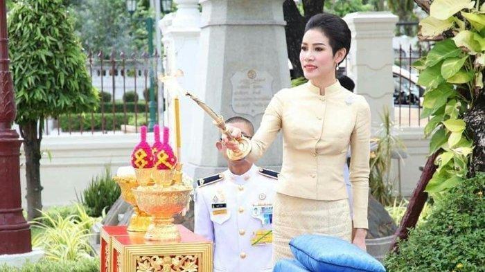 Intip Foto-foto Jenderal Cantik yang Jadi Selir Raja Thailand ...