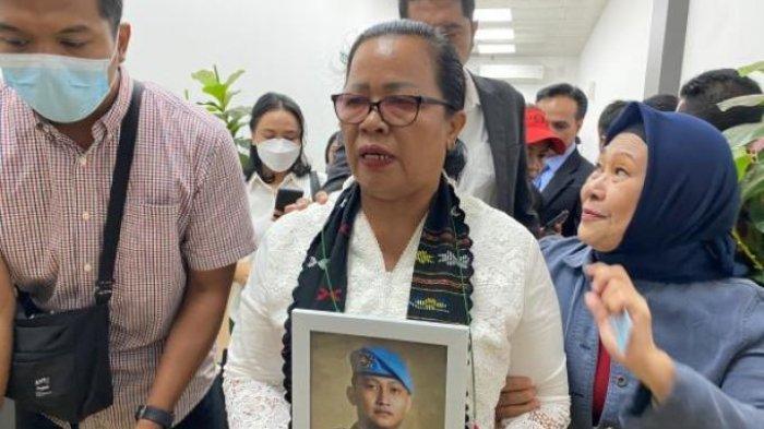 Ibunda Brigadir J Tanggapi Vonis Hukuman Mati bagi Ferdy Sambo: Tuhan Tunjukkan Mukjizatnya ...