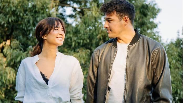 Romantis! Aurelie Moeremans dan Tyler Bigenho Resmi Menikah di Amerika, Resepsi April ...