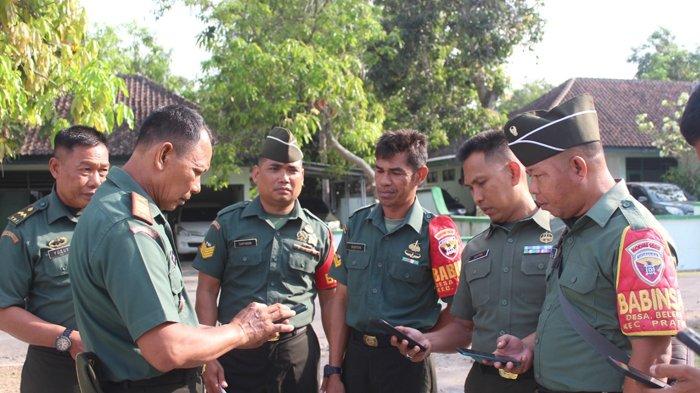 Cegah Prajurit Terjerat Judi Online, Dandim Lombok Tengah Sidak Ponsel Anggotanya - Tribunlombok.com
