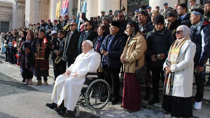 Paus Fransiskus, Pemimpin Gereja Katolik Roma, Meninggal Dunia pada ...