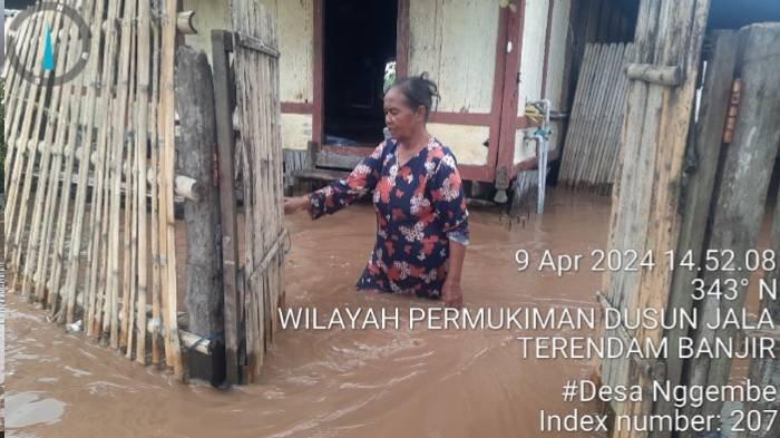 Warga Bima Harus Rakayan Lebaran Dalam Suasana Banjir Bandang ...