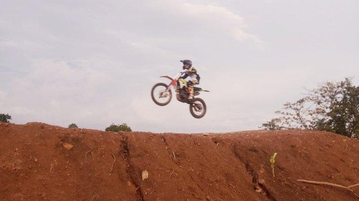 Makna Nama Sirkuit Lantan 459 Motocross dan Kisah Jumlah Jari Bupati ...