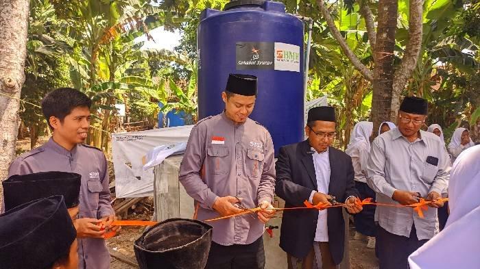 BMH dan Sahabat Syurga Wujudkan Sumur Bor untuk Santri Mizabul Ulum - Tribunlombok.com