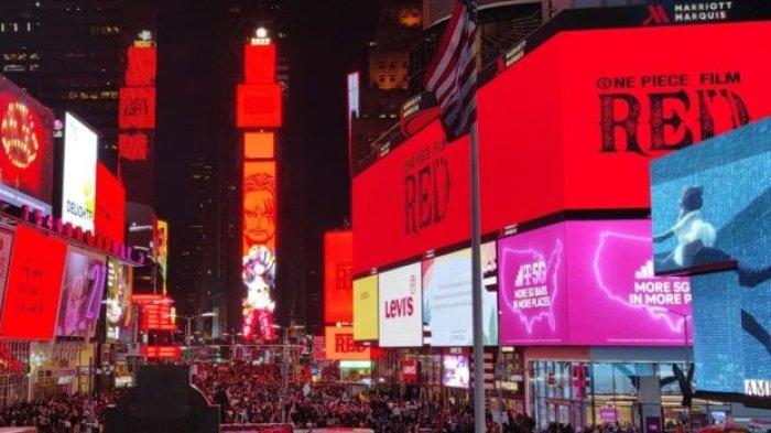 One Piece Takes Over Times Square New York, Sambut One Piece Film Red ...