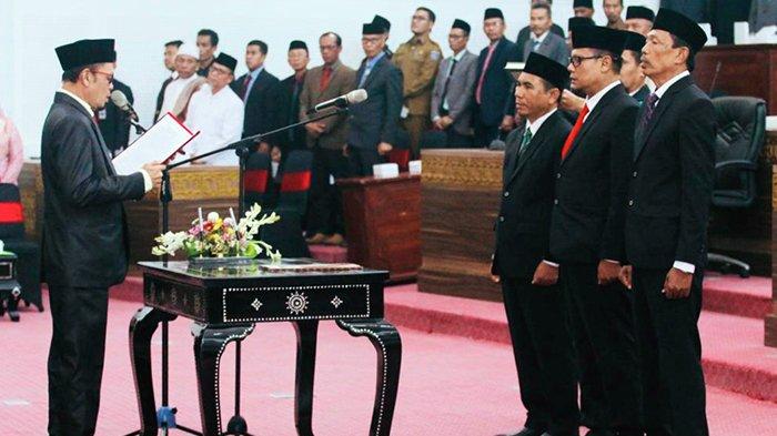 Ketua DPRD Lombok Tengah Lantik Tiga PAW Sisa Masa Jabatan 2019-2024 ...
