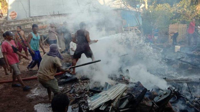 Dua Rumah Warga Kabupaten Bima Terbakar, Kerugian Mencapai Ratusan Juta Rupiah - Tribunlombok.com