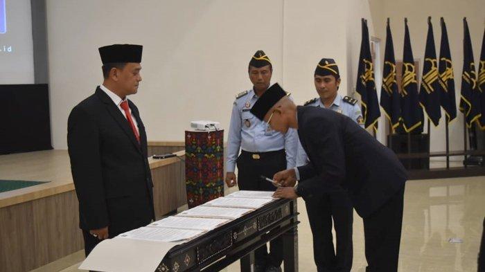 Kakanwil Kemenkumham NTB Lantik Anggota Majelis Pengawas Daerah Notaris PAW Provinsi NTB ...