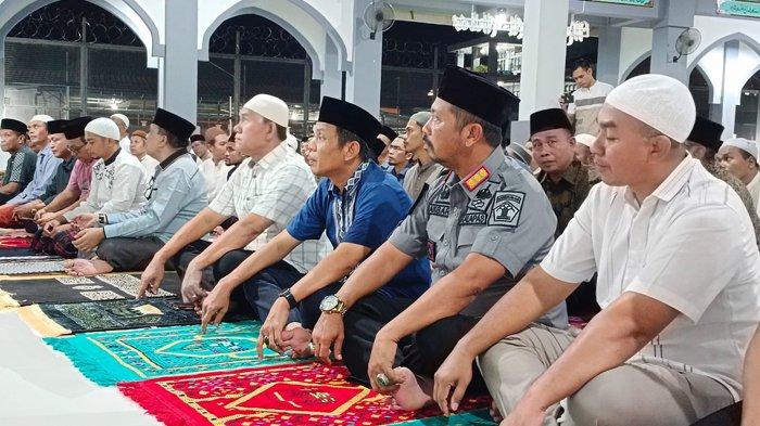 Kakanwil Kemenkumham NTB Monev di Lapas Mataram, Ingatkan Petugas Tingkatkan Pelayanan ...