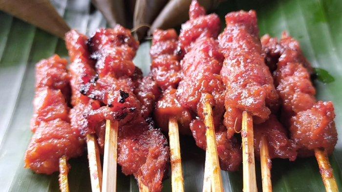 Wisata Lombok, Menikmati Lezatnya Sate Rembiga di Warung Ibu Sinnaseh ...