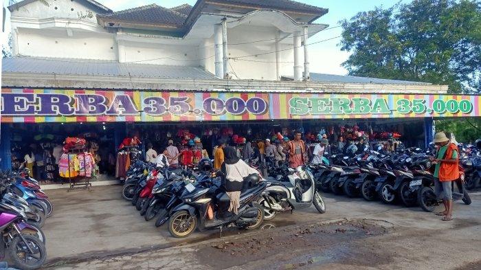 Warga Lombok Tengah Serbu Toko Serba Rp35 Ribu, Omzet Capai Rp30 Juta Per Hari - Tribunlombok.com