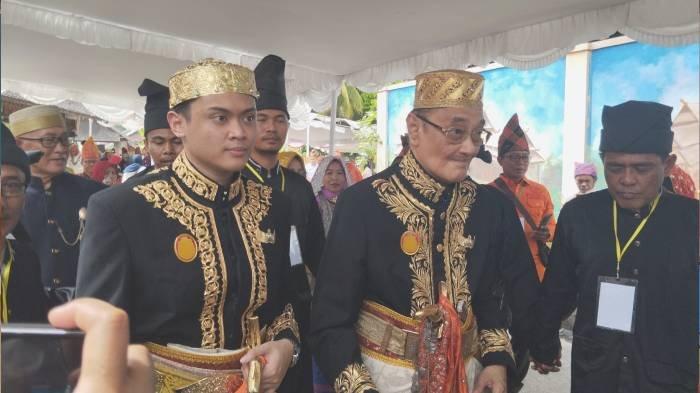 Melihat Upacara Adat Pengangkatan Datu Raja Muda Kesultanan Sumbawa ...
