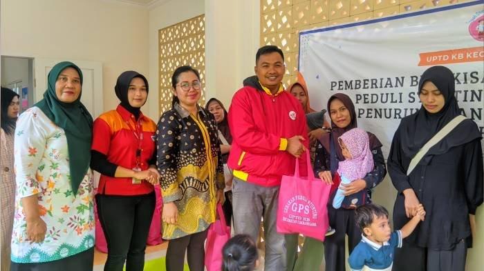 Alfamart Beri Bantuan PMT untuk Mendukung Program Penurunan Stunting di ...