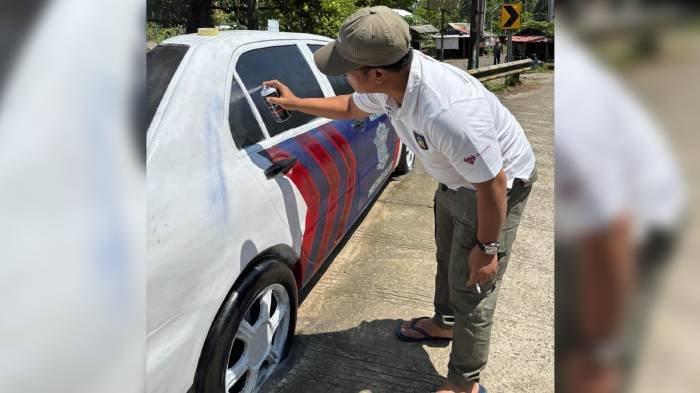 Pembaruan Replika Mobil Polantas Setengah di Lombok Tengah: Dicat Ulang ...