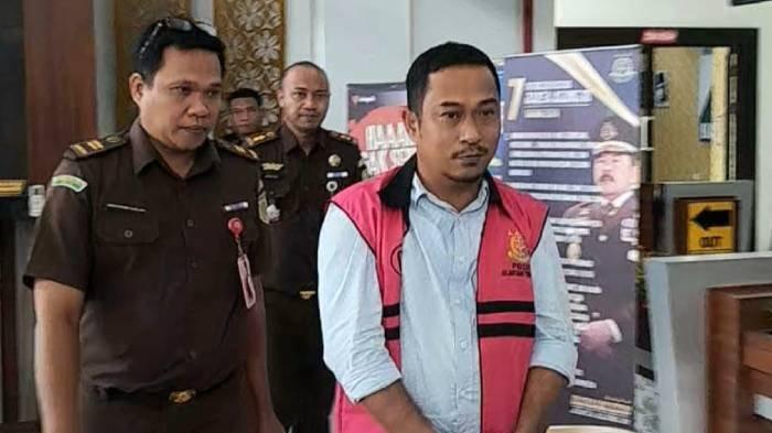 Jadi Terdakwa Kasus Korupsi, Mahrup Resmi Diberhentikan Sementara dari DPRD Lombok Tengah ...