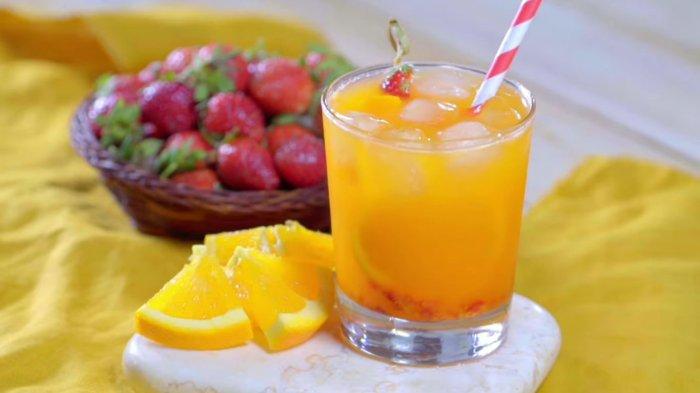 Resep Minuman Es Teh Jeruk Stroberi Soda - Tribunlombok.com