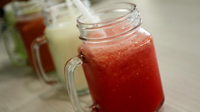 4 Jus untuk Melancarkan Pencernaan dan Meredakan Sakit Perut ...