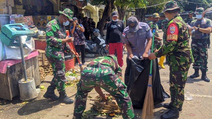 Dandim 1606/Mataram Pimpin Aksi Bersih-bersih Pasar Pagesangan - Tribunlombok.com