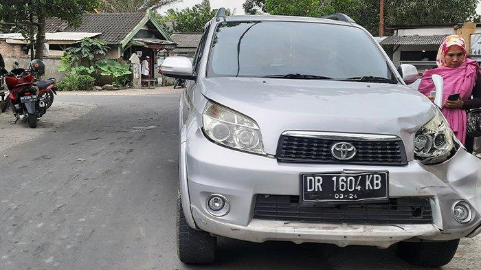 Terlibat Kecelakaan Beruntun dengan Mobil di Lombok Tengah, Korban ... Terlibat Kecelakaan Beruntun dengan Mobil di Lombok Tengah, Korban ...