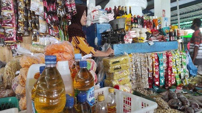 Pasar Tradisional di Kota Bima Hanya Jual Satu Merek Minyak Goreng ...