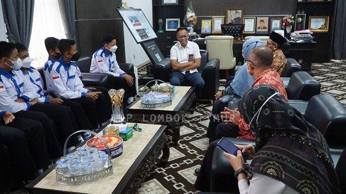 Bikin Bangga! 'Robot Sumo' MTs Negeri 1 Selong Lombok Timur Jawara ...