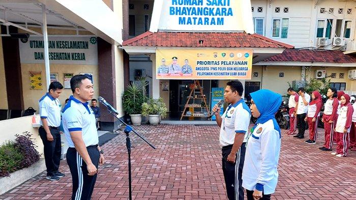 Karumkit Bhayangkara Mataram Pimpin Apel Akhir Tahun 2023: Jaga Gaya ...