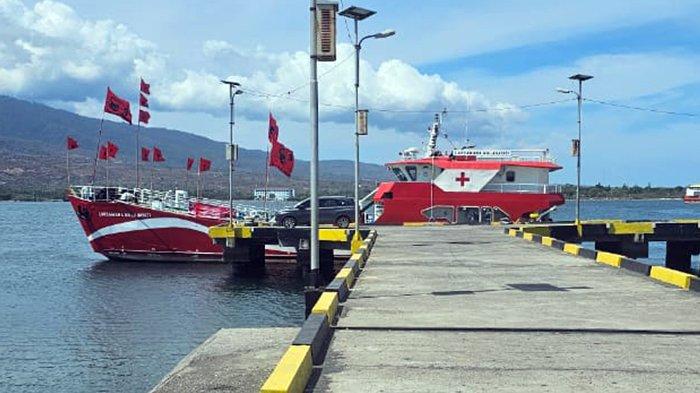 RS Apung Laksamana Malahayati Sandar di Lombok Timur, Beri Pengobatan ...