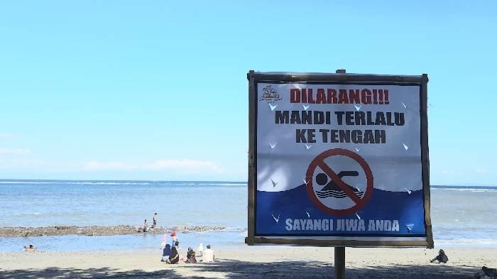 Jaga Keselamatan Pengunjung, Pengelola Pantai Sunrise Lombok Land ...