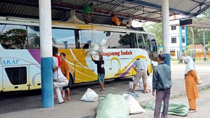 Terminal Mandalika Sepi Penumpang di Awal Ramadhan - Tribunlombok.com