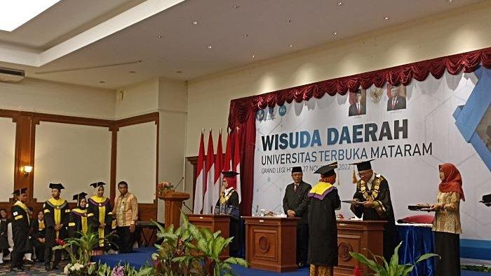 Universitas Terbuka Mataram Gelar Wisuda, 394 Wisudawan Dituntut ...