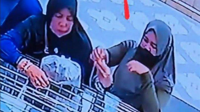 VIRAL 2 Emak-emak Embat Kalung Emas 9 Gram di Pasar Leces Probolinggo - Tribunmadura.com