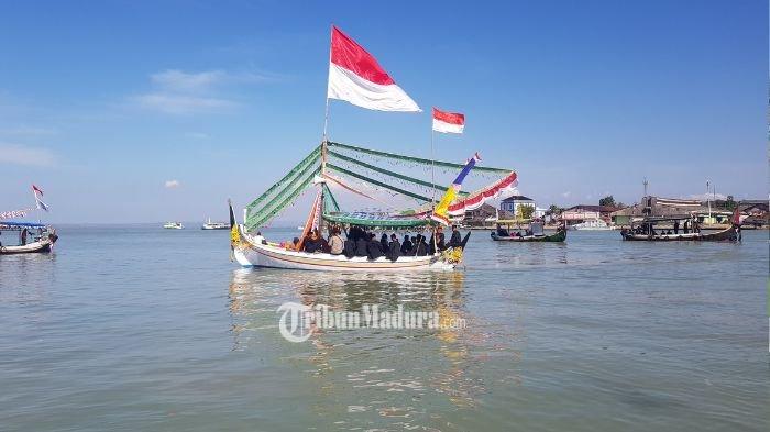 34 Perahu dan 1 Kapal Tongkang Kibarkan Merah Putih, Forpimcam Talango ...