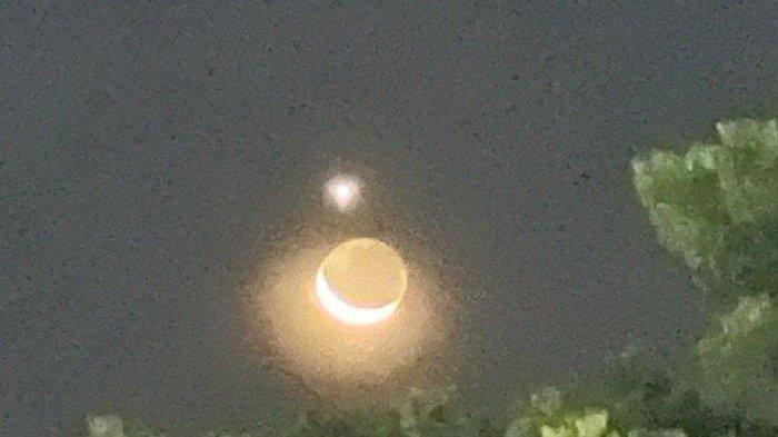 Fenomena Alam Cantik di Bulan Ramadan, Ada Bulan Sabit dan Bintang ...