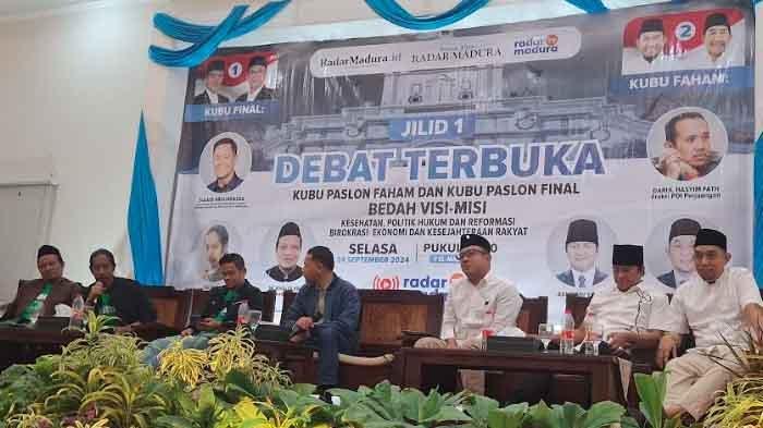 Debat Terbuka Pilkada Sumenep 2024 Sengit, Dua Kubu Paslon Saling Adu Argumen - Tribunmadura.com