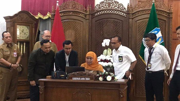Gubernur Jawa Timur Khofifah Indar Parawansa Ajak Masyarakat Lapor SPT Tahunan - Tribunmadura.com