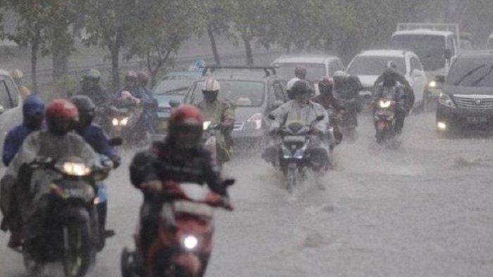 Kehujanan Bisa Bikin Sakit? Cek Penjelasan Ilmiahnya - Tribunmadura.com