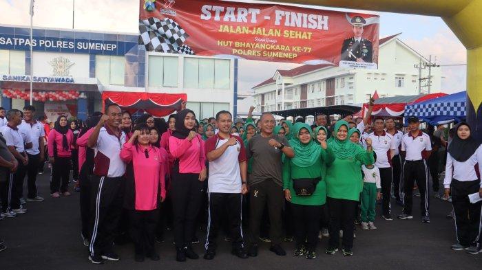 Sambut HUT Bhayangkara Ke-77, Polres Sumenep Gelar Olah Raga Bersama TNI-POLRI - Tribunmadura.com