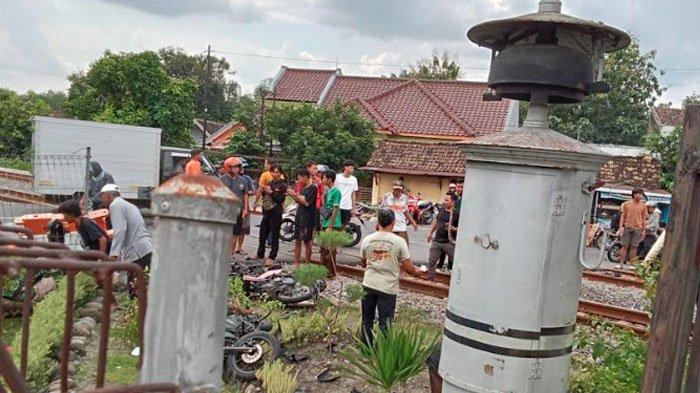 Tragedi Kecelakaan Kereta Api Malioboro Ekspres di Magetan Renggut 4 Nyawa - Tribunmadura.com