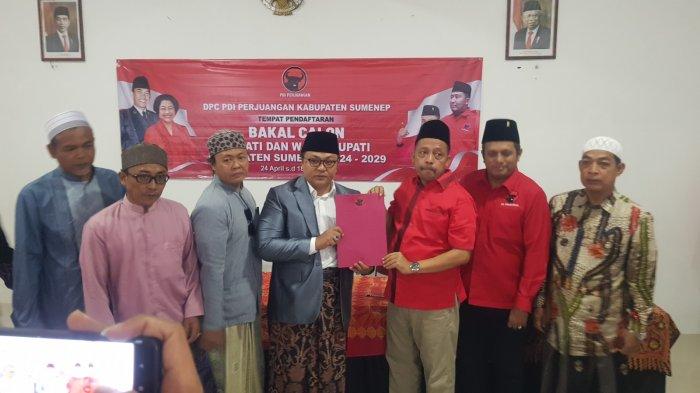 Ketua FKUB Sumenep Resmi Daftar Bacawabup ke PDI Perjuangan Untuk ... Ketua FKUB Sumenep Resmi Daftar Bacawabup ke PDI Perjuangan Untuk ...