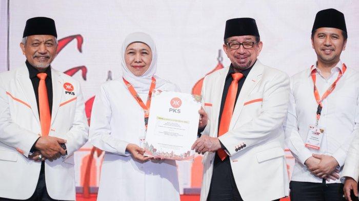 Khofifah-Emil dan 28 Paslon Pilkada se-Jatim Terima Form B1 KWK dari PKS, Kang Irwan: All Out ...