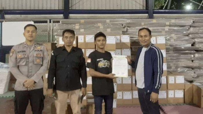 Bawaslu Sampang Meningkatkan Pengawasan Logistik Jelang Pilkada Serentak 2024 - Tribunmadura.com