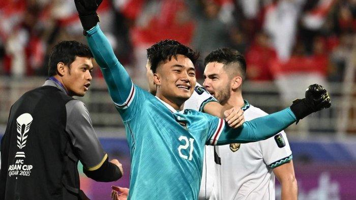 Pelatih Kiper Persebaya Bangga Ernando Ari Tampil Gemilang di Bawah Mistar Gawang Timnas ...