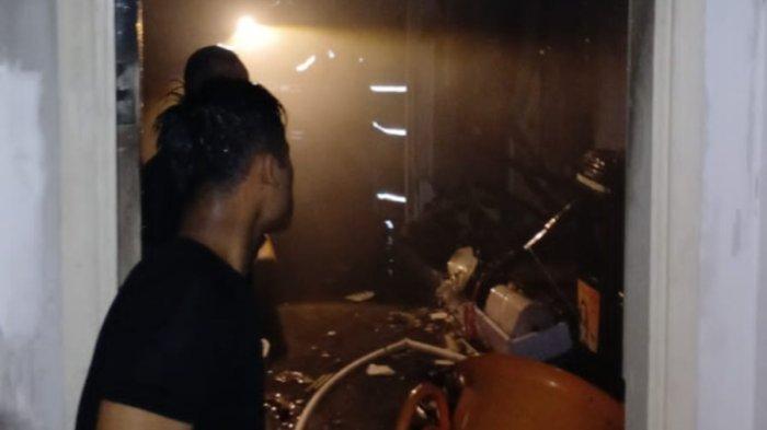 Korsleting Listrik Diduga Picu Kebakaran di Apartemen Surabaya Barat, 11 Orang Sempat Sesak ...
