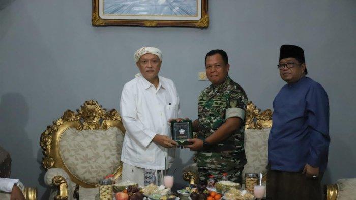 Pangdam V Brawijaya Kunjungi Al-Hamidy Banyuanyar Pamekasan, Berharap Kiai Jadi Jembatan ...