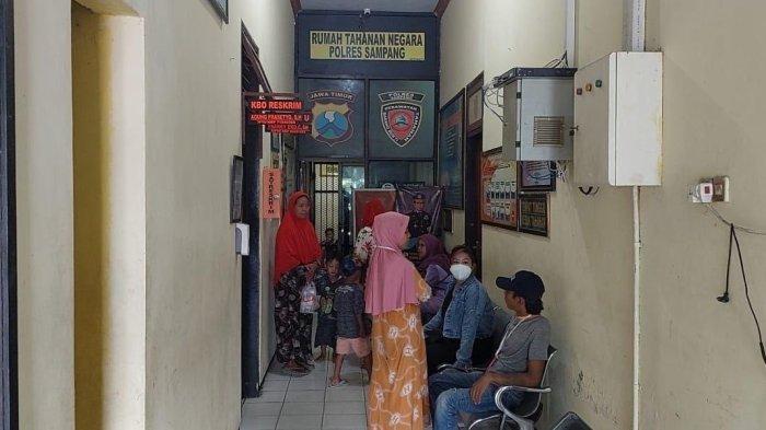 Kakak di Sampang yang Tikam Adik Sendiri Kini Mendekam di Sel, Keponakan Lihat Gelagat Pelaku ...