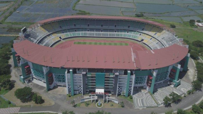 Pelatih Ekuador Dibuat Heran dengan GBT: Nggak Menyangka Ada Stadion Megah di Tengah Persawahan ...