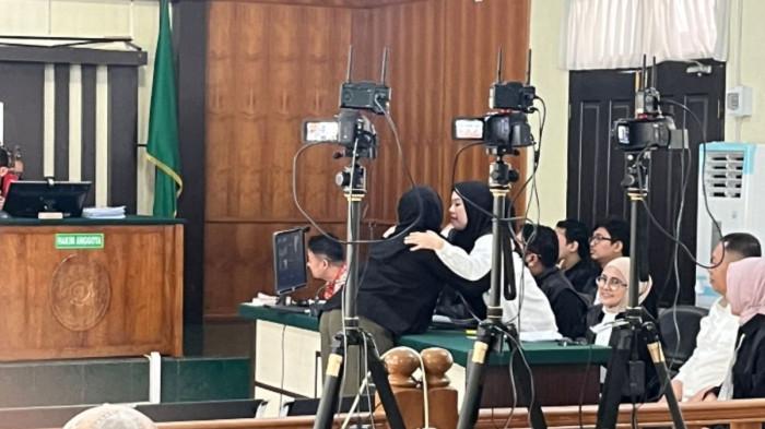 Pejabat Terjerat Korupsi Rp 2 Miliar Karena sang Anak Sering Minta Dibelikan Barang-barang Mewah ...